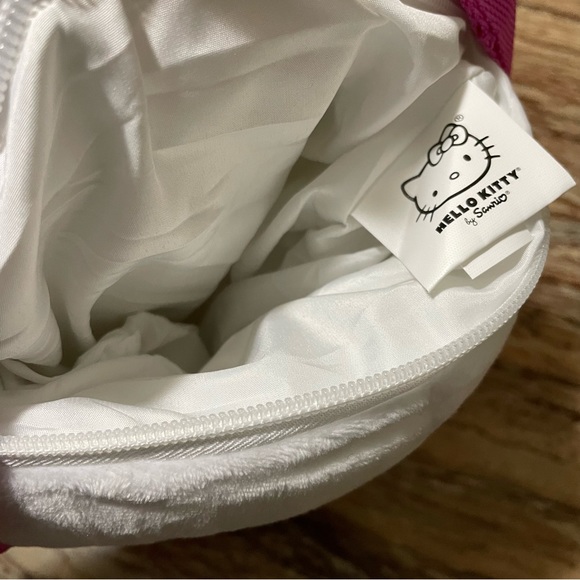 Hello Kitty | Bags | Hello Kitty | Poshmark